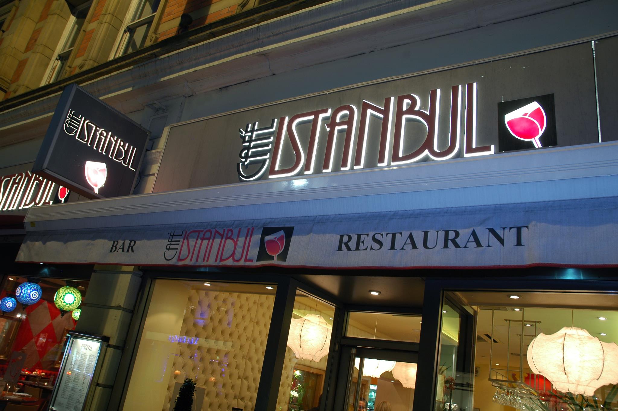 Best Restaurants in Manchester: Local Favorites & Hidden Gems ...