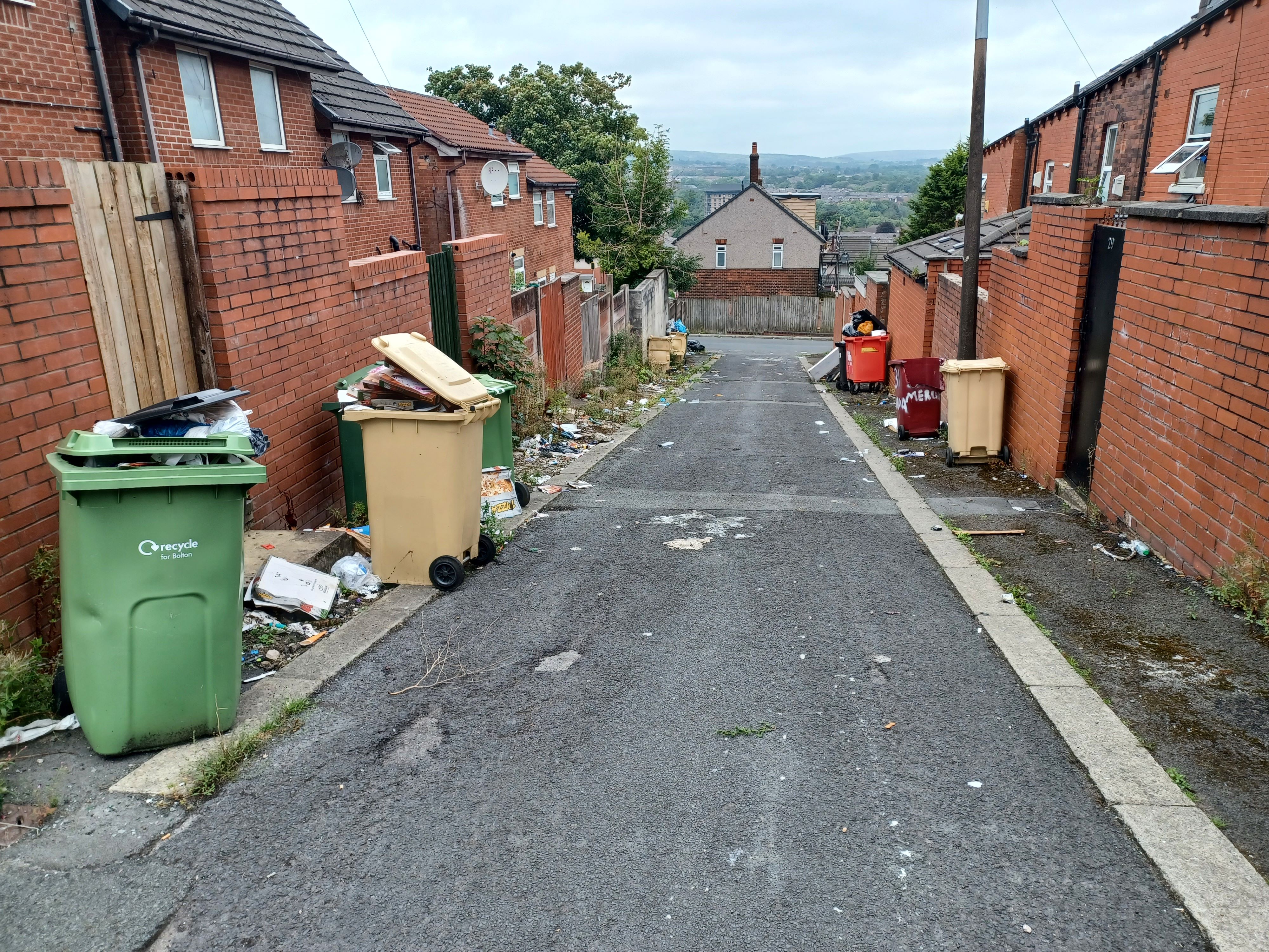 Team effort praised as Bolton works together to clean up streets ...