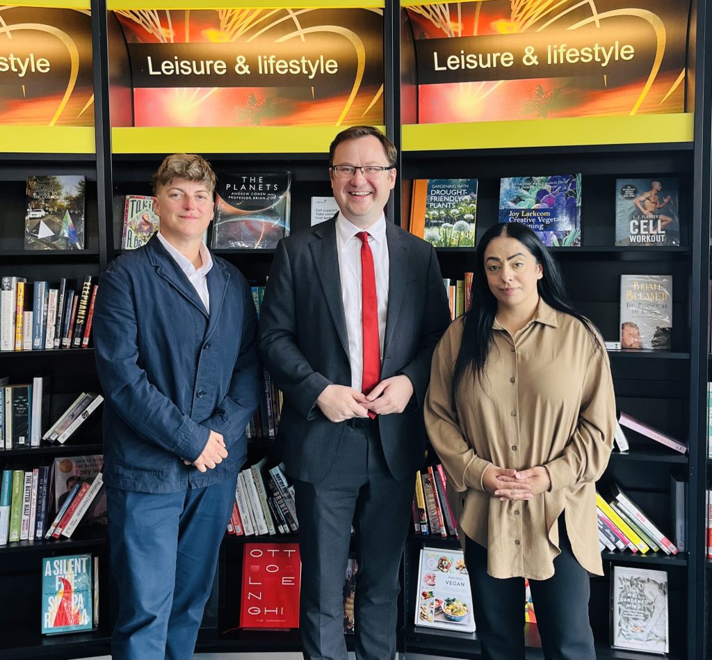 Minister Alex Norris visits Chadderton to see progress on Neighbourhood ...